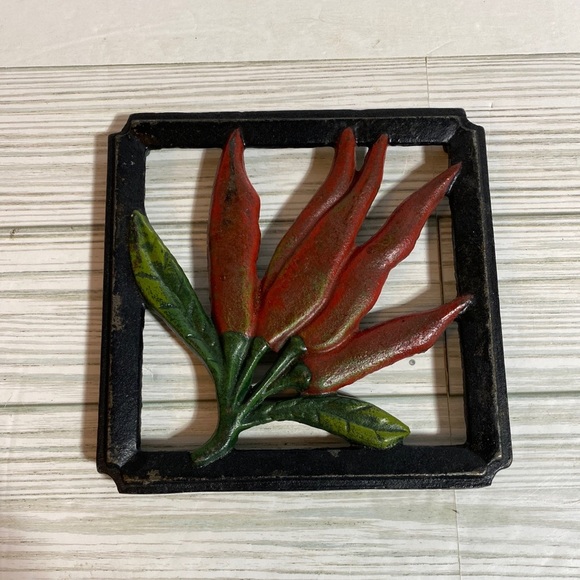 Kitchen | The Mad Planter Metal Trivet Red Chili Peppers With Black ...
